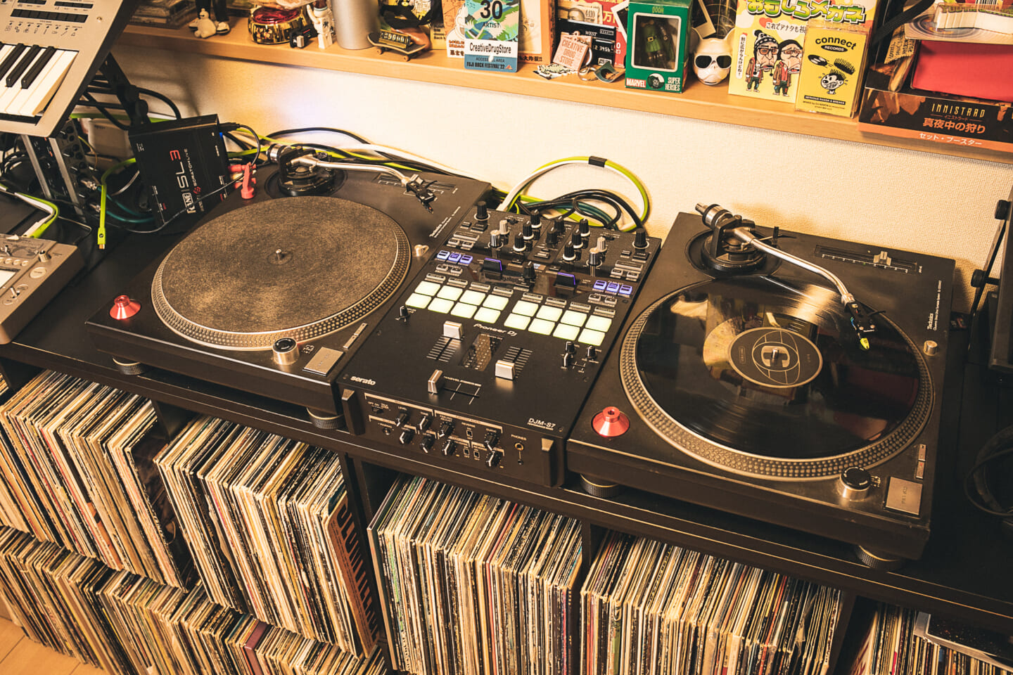 dooooインタビュー。“人肉MPC？CreativeDrugStoreのDJ？” 9枚のヴァイナルと使用機材でアーティスト像を紐解く ...