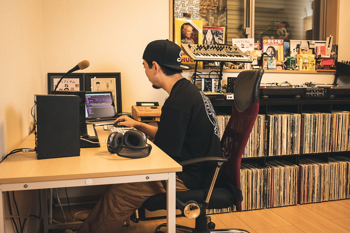 dooooインタビュー。“人肉MPC？CreativeDrugStoreのDJ？” 9枚のヴァイナルと使用機材でアーティスト像を紐解く ...